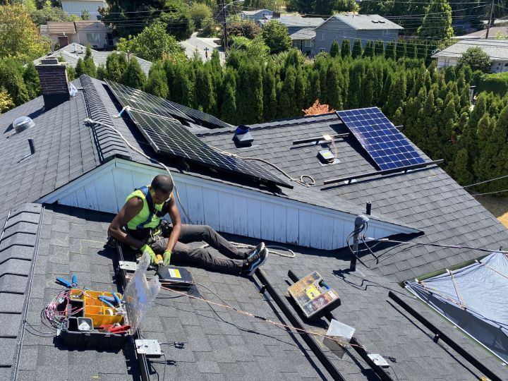Here's what it costs to remove and replace solar panels | A&R Solar
